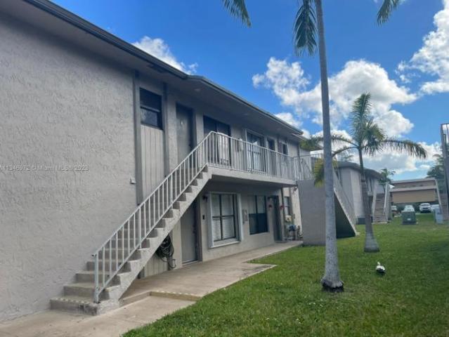 15326 72 SW #11 23, Miami, FL 33193