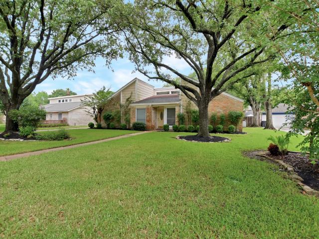 15326 Glamorgan Drive