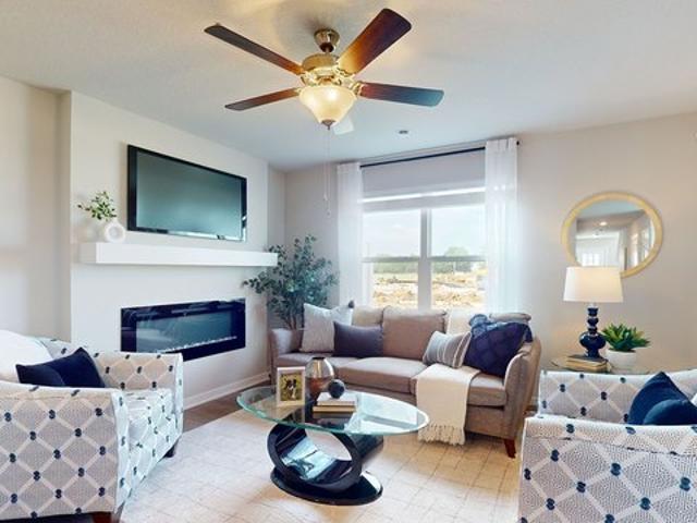 15328 Coyote Dr, Urbandale, IA 50111