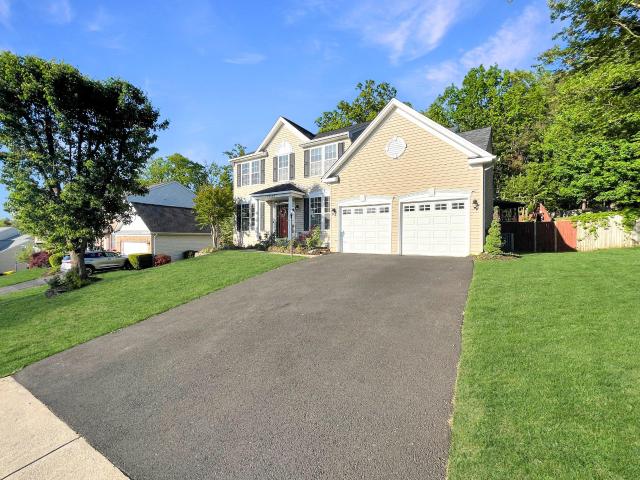 15329 Tina Ln, Woodbridge, VA 22193 | MLS #VAPW2117 | Compass