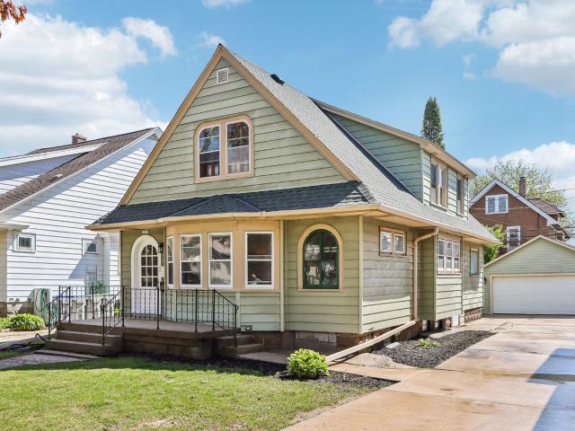 1532 N 58th St
