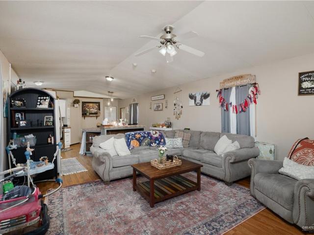 1532 Oak Lane