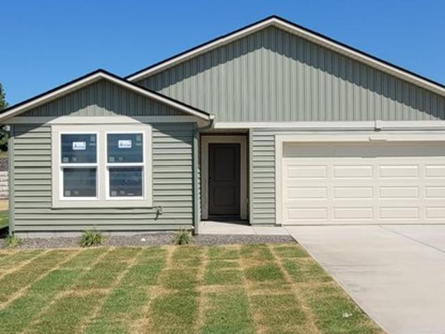 1532 E A St, Deer Park, WA 99006