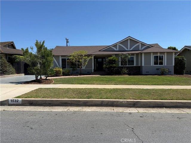 1532 E Old Badillo St, Covina, CA 91724