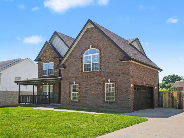 1532 Hattie Ln