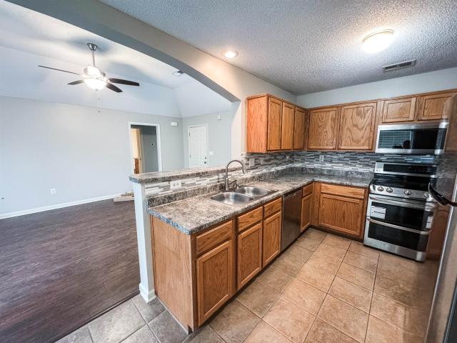 1532 pemberton ln