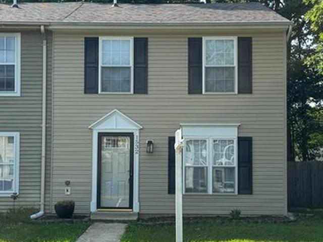 1532 Pin Oak Dr, Waldorf, MD 20601
