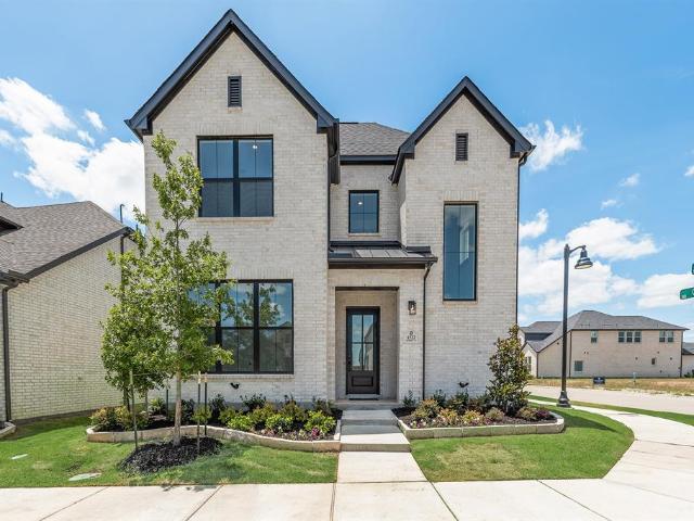 1532 Sandhill Lane