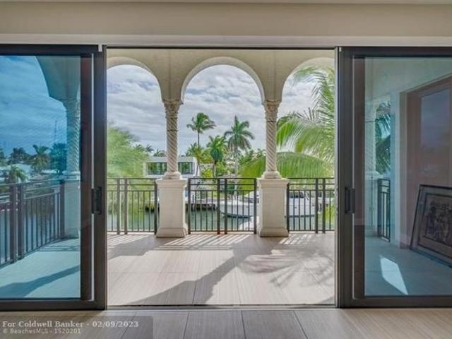 1532 SE 12th St #301, Fort Lauderdale, FL 33316