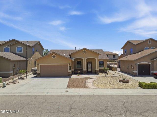 1532 Snowy Plover St, El Paso, TX 79928