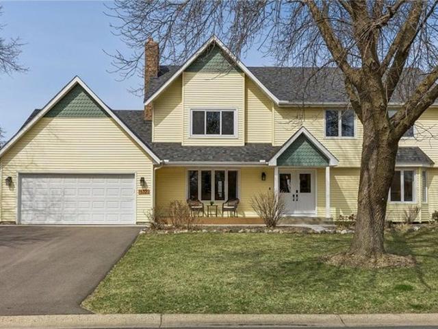 1532 th Pl N, Maple Grove, MN 55369