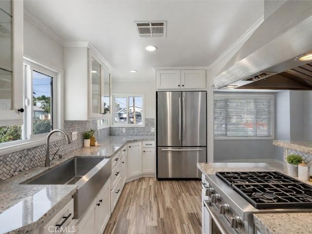 1532 W 221st St, Torrance, CA 90501 | MLS #SB26012 | Compass