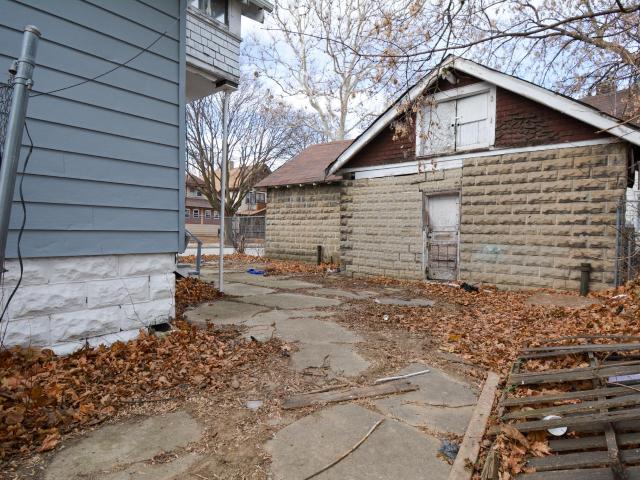 1532 W Concordia Ave
