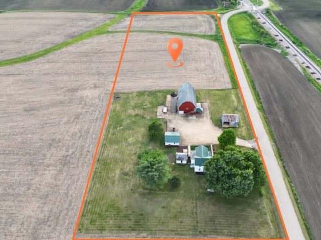 15331 W Harper Rd, Forreston, IL 61030