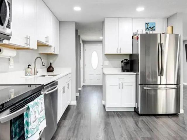 15337 Edgehill Drive