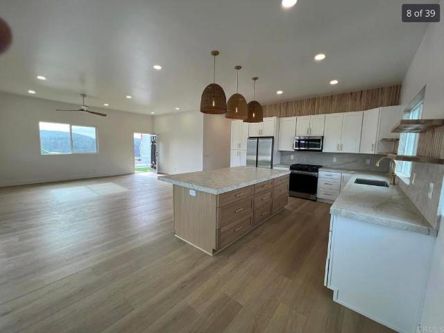 1533 Avohill Drive