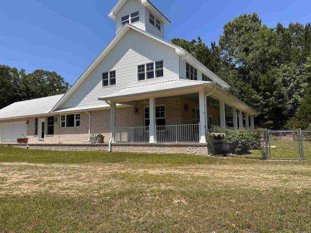 1533 E Columbia Road 2 Road