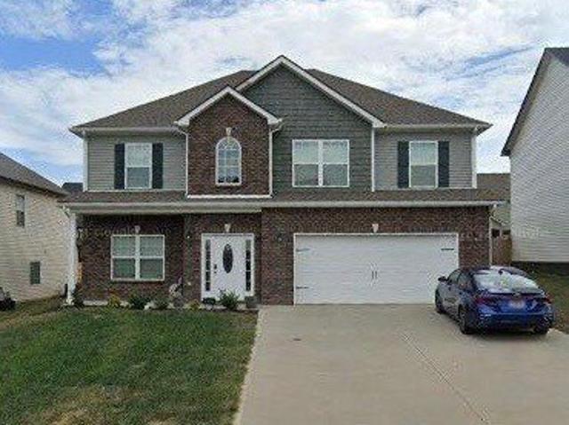 1533 Kestrel Dr, Clarksville, TN 37040