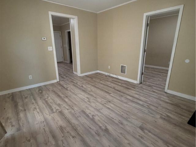 1533 La Salle Avenue # Lower