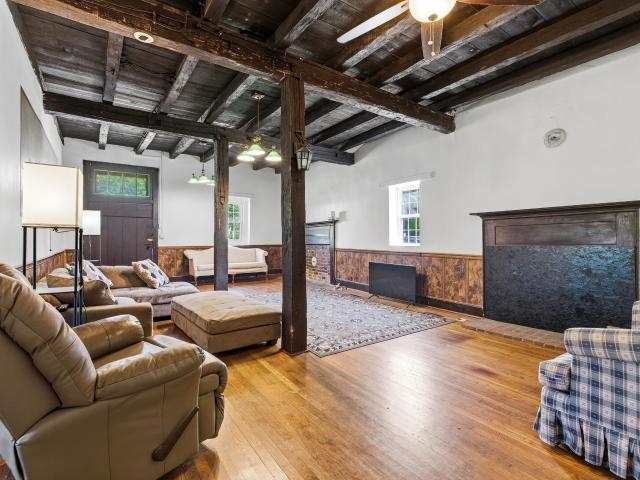 1533 Lee Hwy, Fort Defiance, VA 24437 | MLS #676346