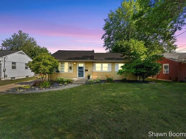1533 Royal Oak St SW, Wyoming, MI 49509