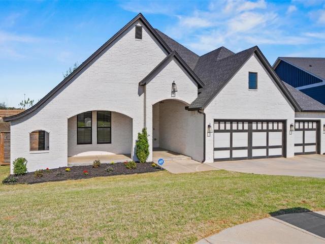 1533 Sadie Creek Road