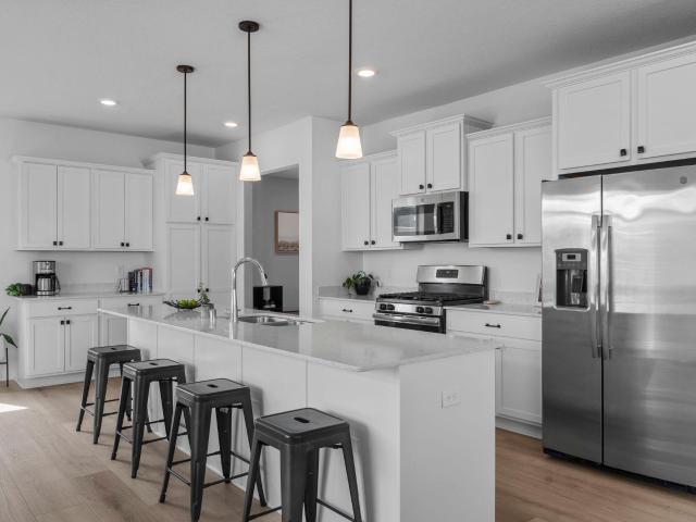 1533 th Circle NE