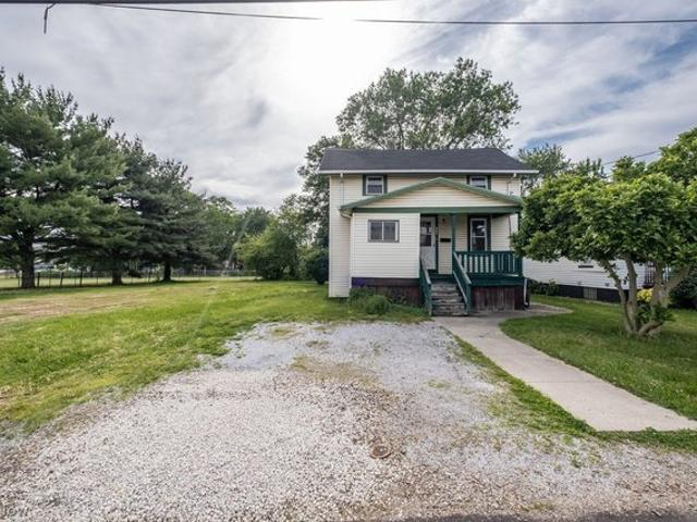 1533 Wayne Ave NE, Canton, OH 44705