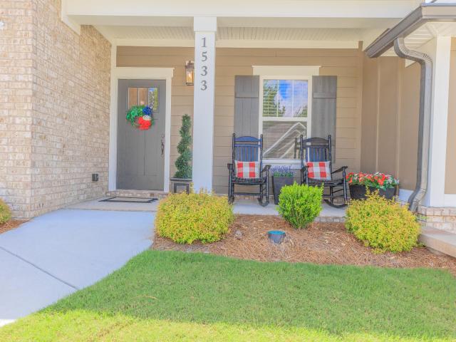 1533 Whisper Winds Lane