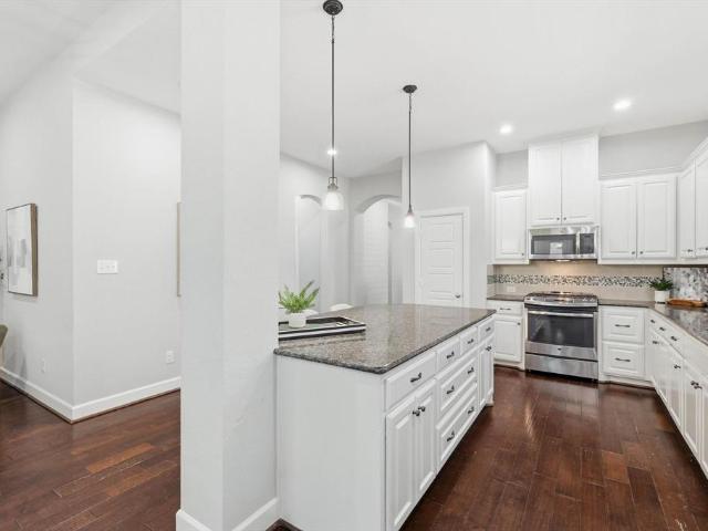 1533 8th St, Argyle, TX 76226 | MLS #21160