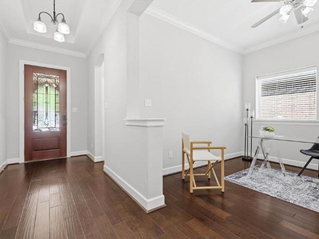 1533 8th Street