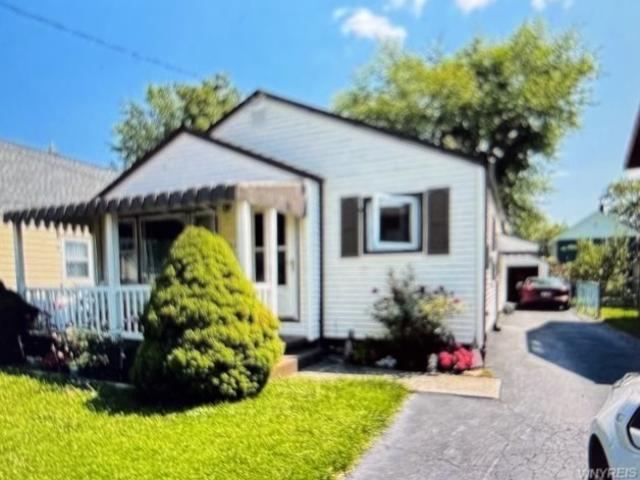 153 62nd St, Niagara Falls, NY 14304