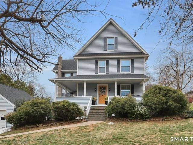153 Country Club Rd, Middletown, CT 06457