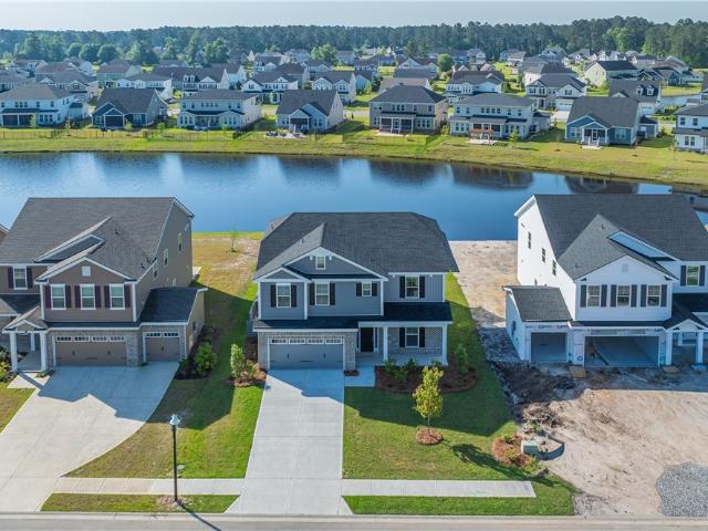 153 Como Drive