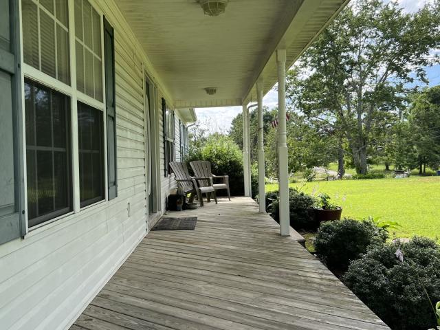 153 Commodore Cir