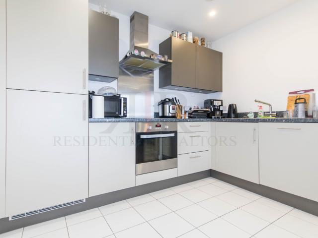 153 Cordelia Street, London, E14