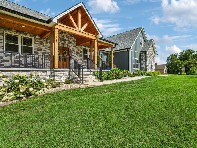 153 Cascade Dr