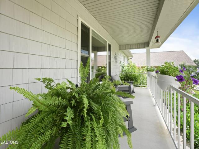 153 Cromwell Lane