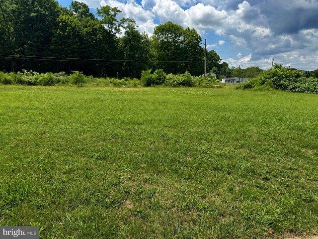 153 and 155 Willow St, Gordon, PA 17936