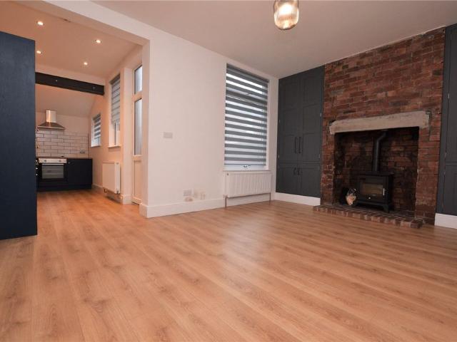 153, Aberford Road, Woodlesford, Leeds, West Yorkshire, LS26 8LQ