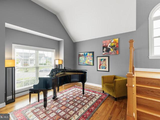 153 Abrams Pointe Boulevard