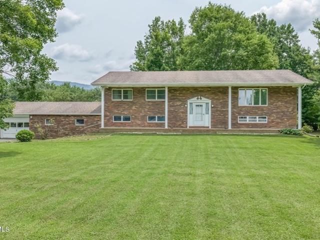 153 Adams Rd, Mountain City, TN 37683