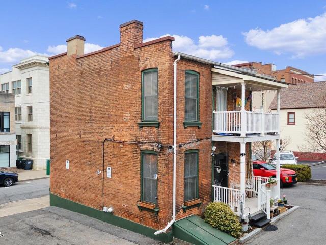 153 Barrett Street