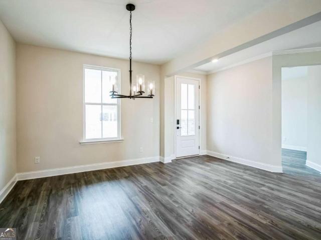 153 Barton Springs