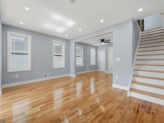 153 Brookside Ave