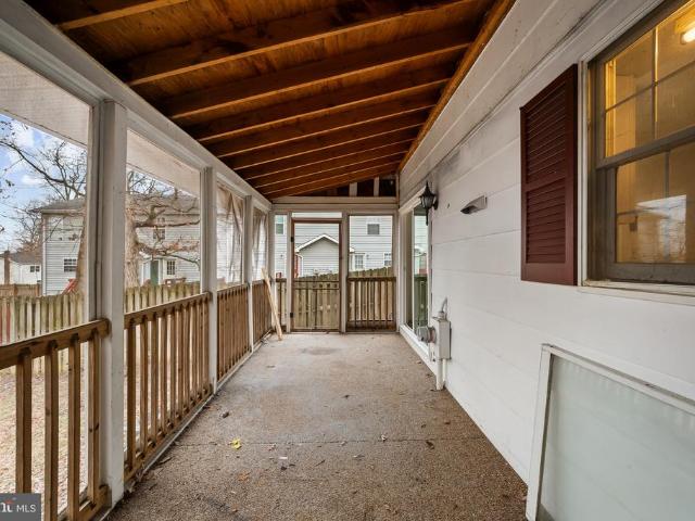 153 Buckingham Drive