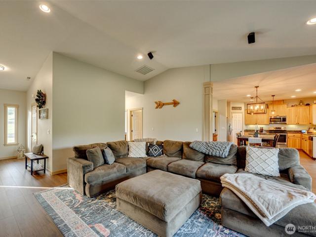 153 Glenhaven Drive