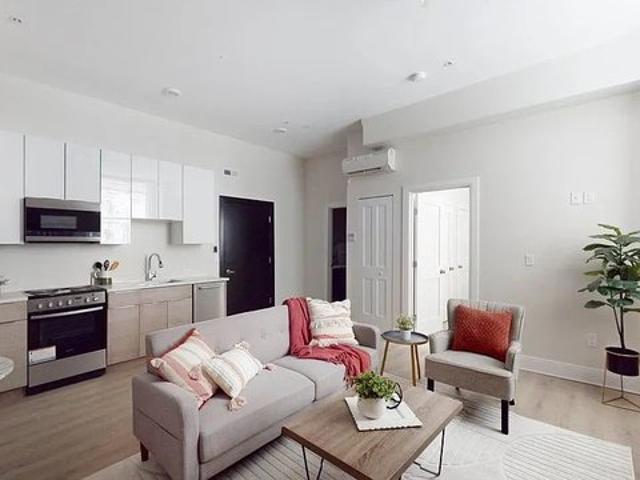 153 Green St, Worcester, MA 01604