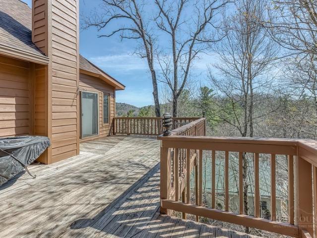 153 Delphinium Lane