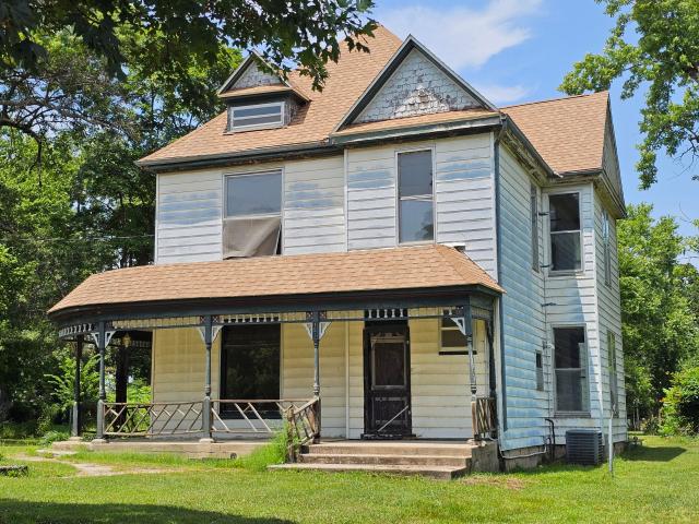 153 E Blow Street
